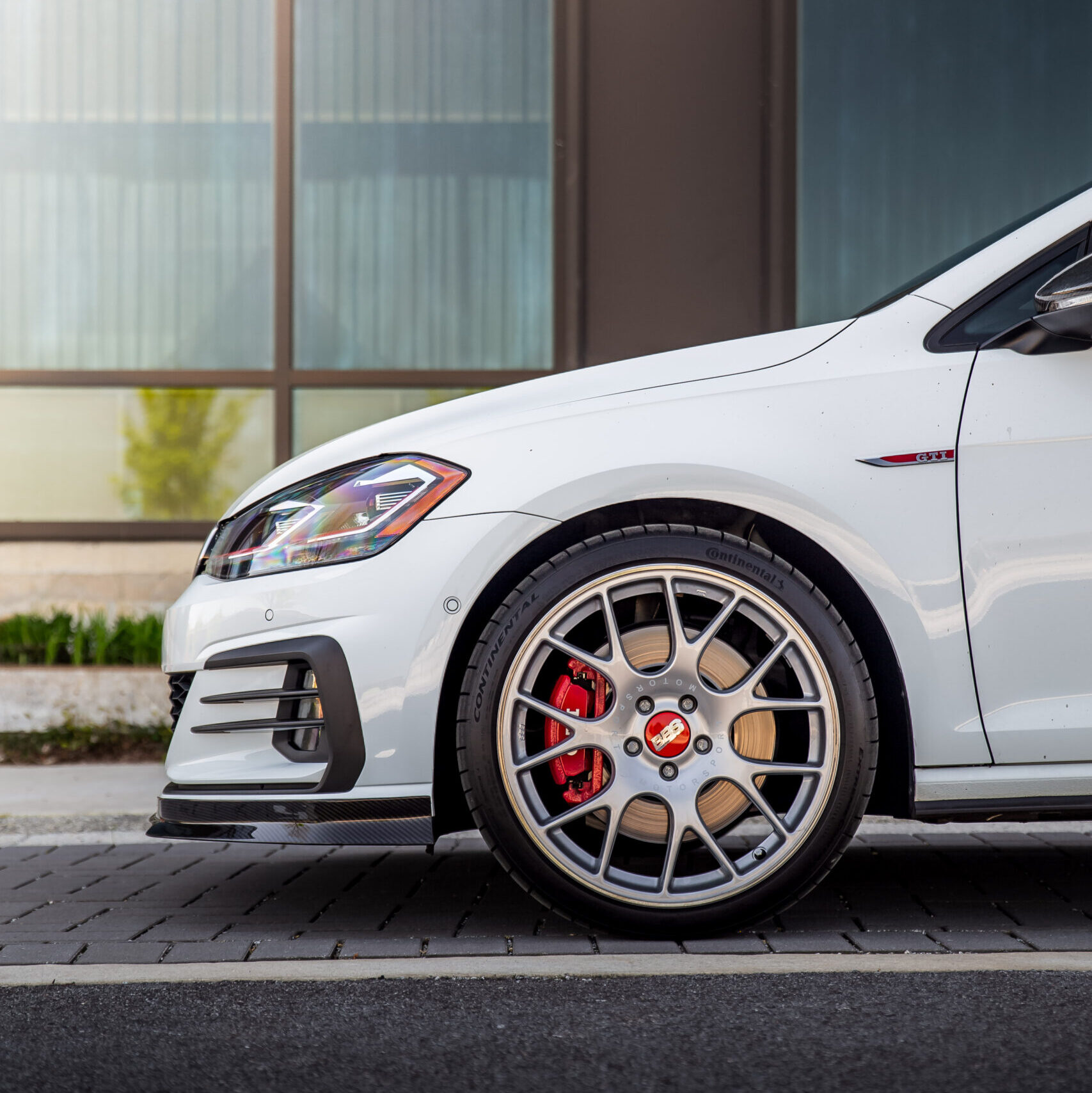 APR Authorized Dealer - Eurofed Automotive